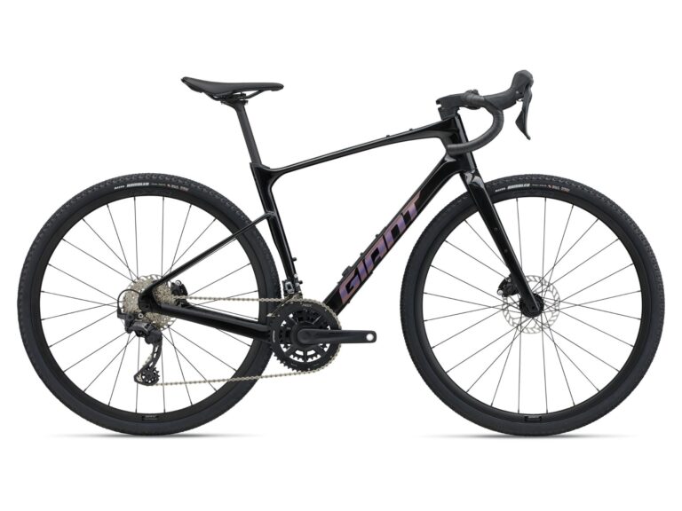 GIANT Revolt Advanced 2 Carbon Smoke 2025 - ROCKBIKE